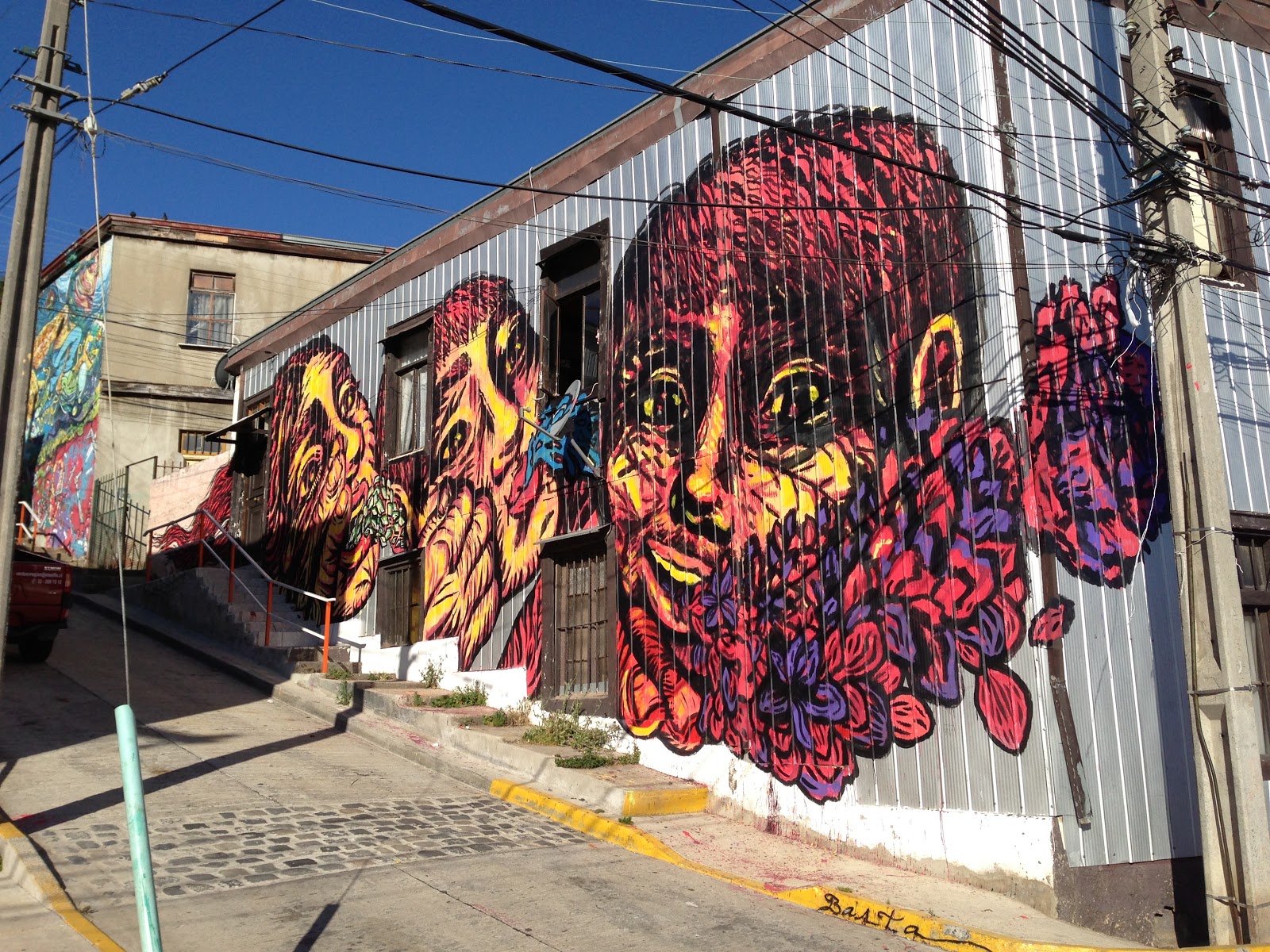 StreetArtNews ES: Bastardilla Nuevo Mural en Valparaíso, Chile