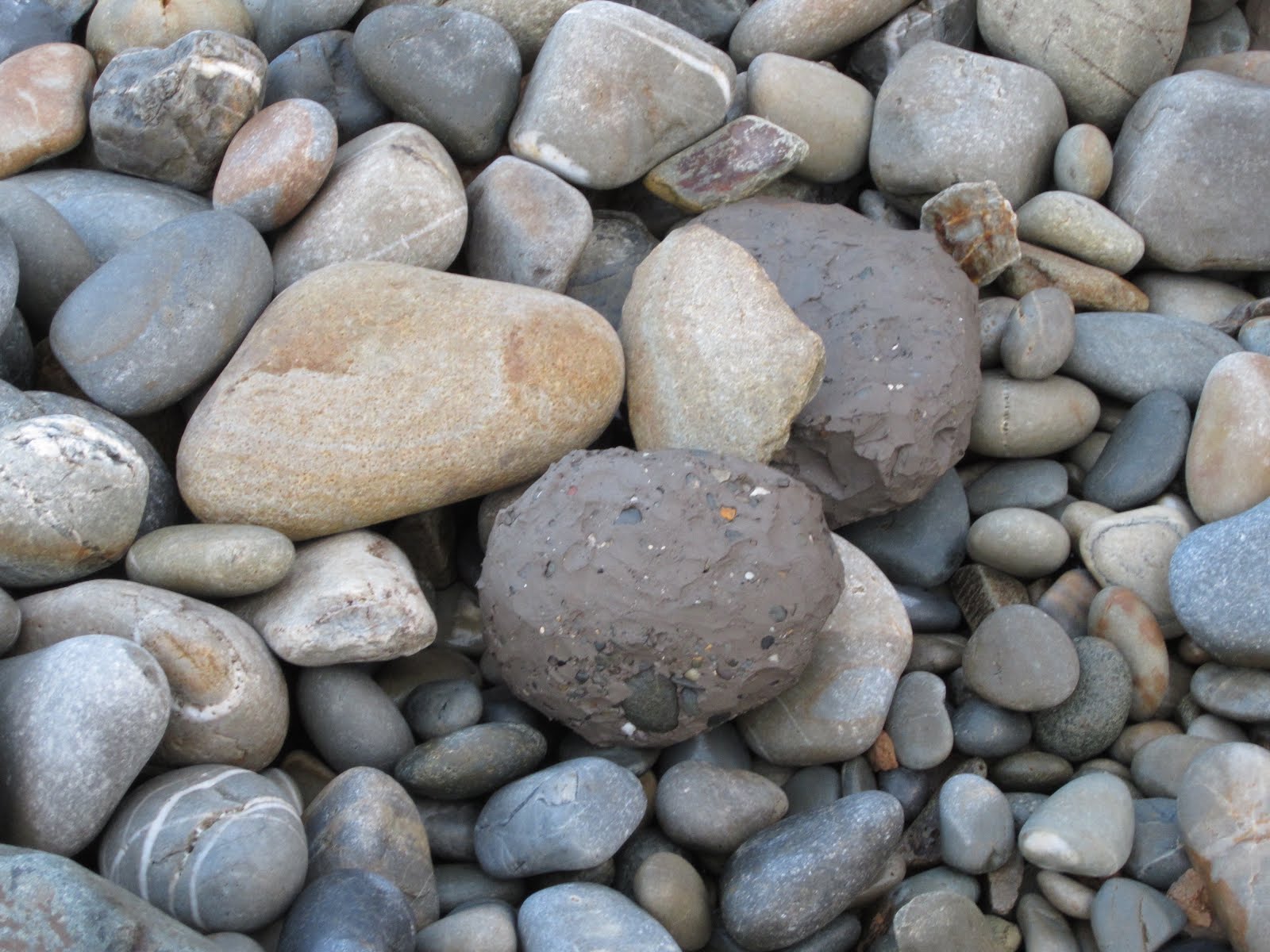 Stonehenge and the Ice Age: Clast-supported and matrix-supported raised ...