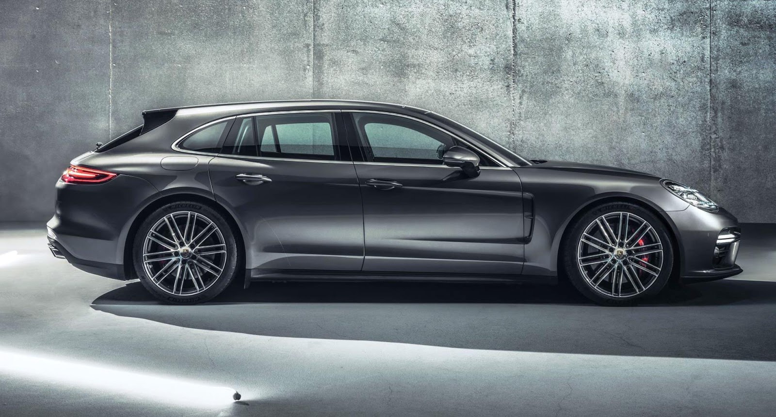 Ittechsavvy: Porches New Big-trunk Panamera is truly Amazing: Pictures