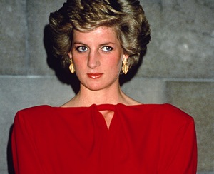 Little Violet Ribbon: POWER DRESSING