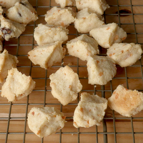 Food Pusher: Coconut Chocolate Chip Croq-Tele (TV Snacks)