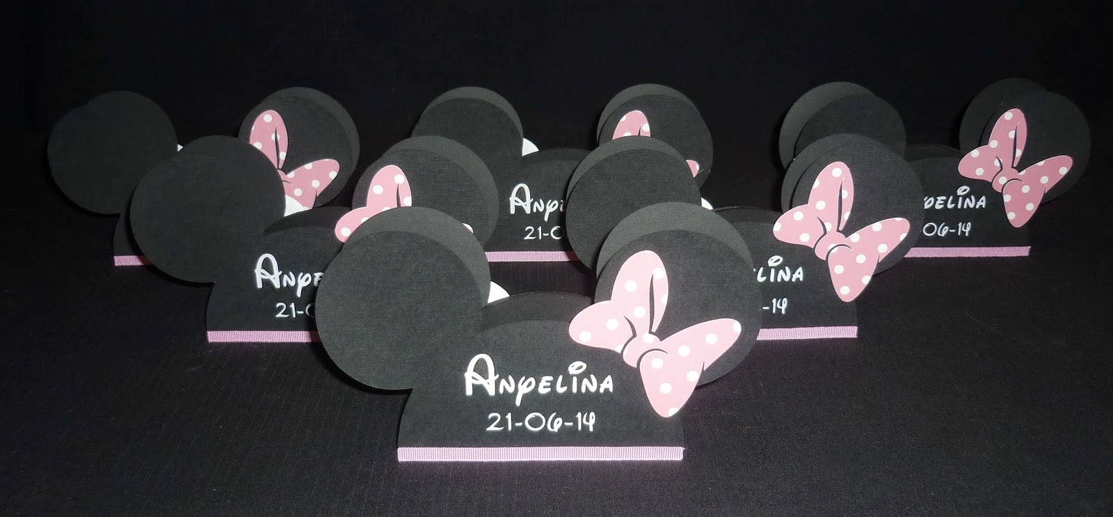 MinimandySign: Servilletero. Diseño: Minnie Mouse para Anyelina.