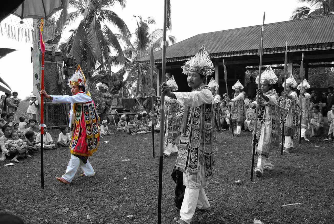 Baris Dance (Line Dance) | Cultures of Denpasar | Learn and recognize ...