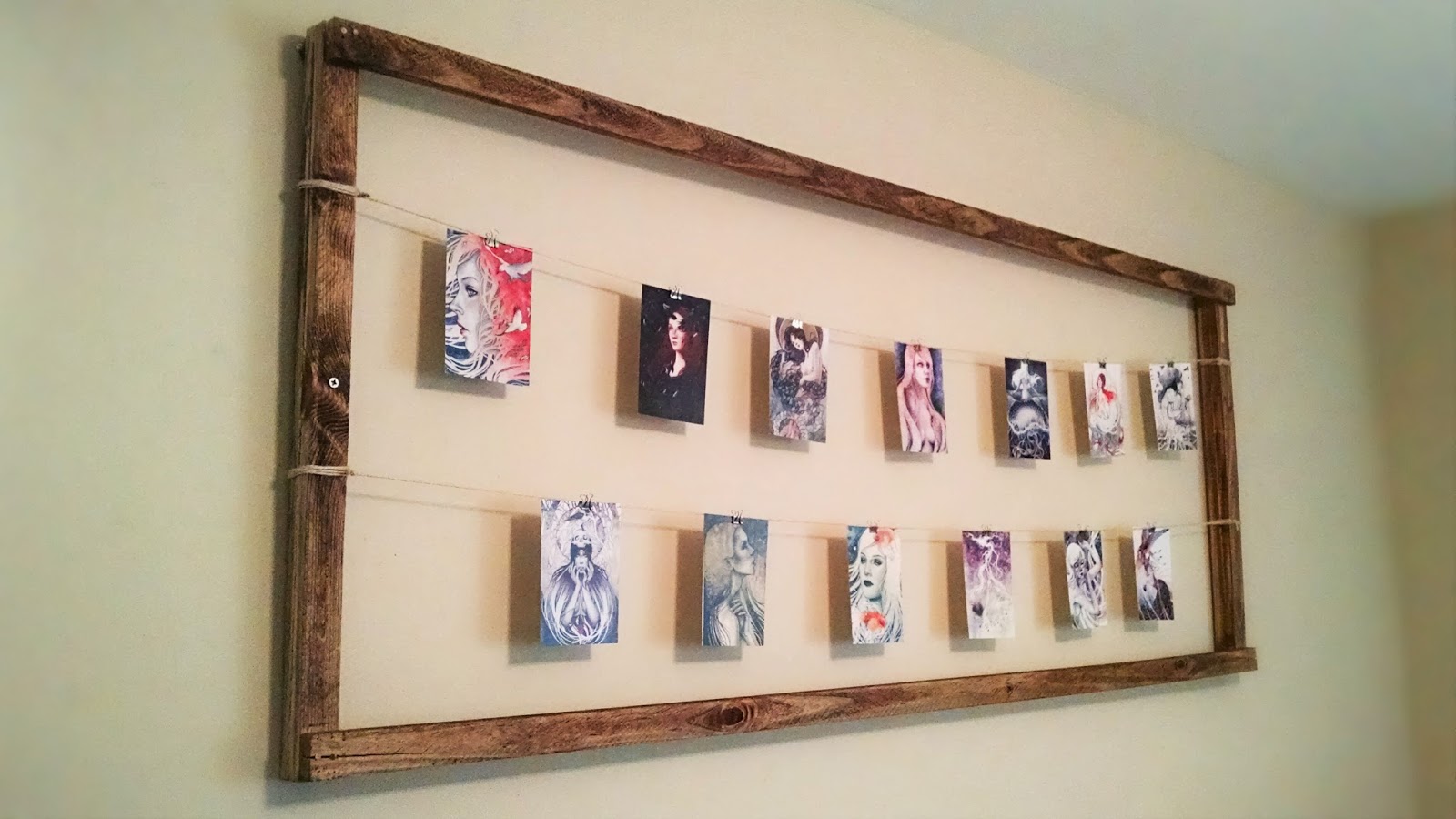 Honey+Arrow: Rustic Clip Frame