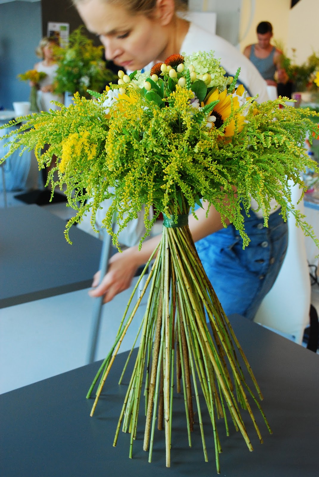 7 kwiatów: Warsztaty florystyczne: bukiety. Floral Academy