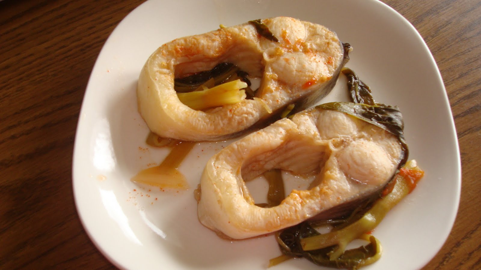 A DASH OF SALT: SINIGANG NA BASA (BASA FILLET ON TAMARIND STEW)
