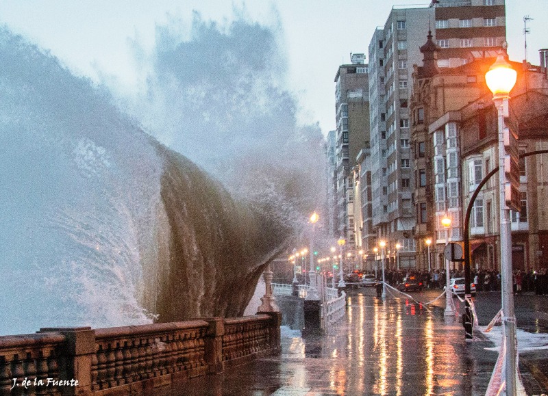 Cabo Peñas · La 3ª ola más grande registrada en España