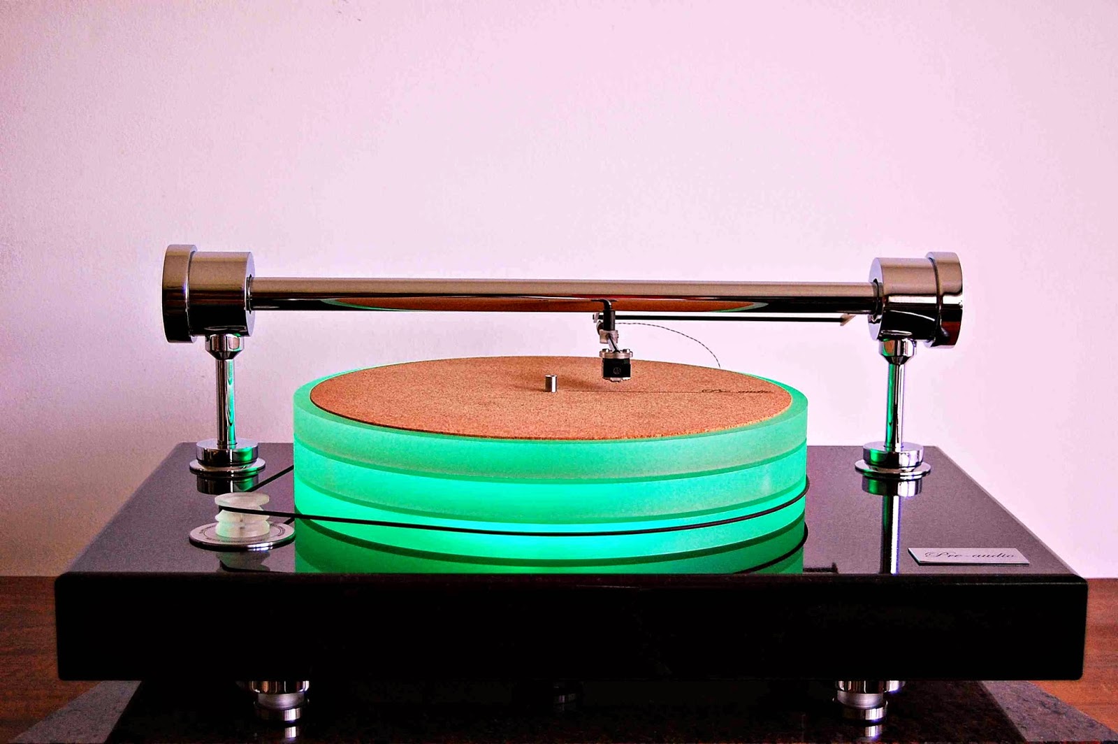 Pre Audio TURNTABLE Model GL-1102N – M & S | Ultimate High-Fidelity