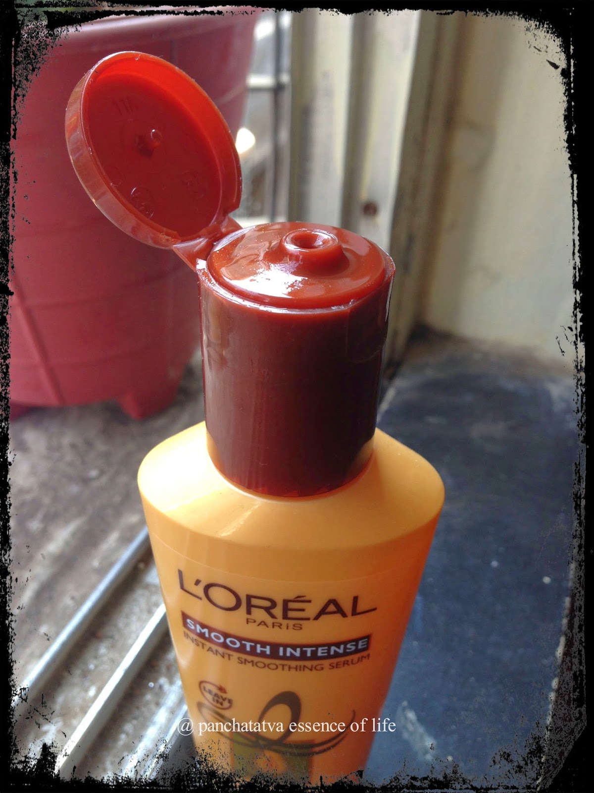 L’oreal Smooth Intense Instant Smoothing Serum – Review and swatch