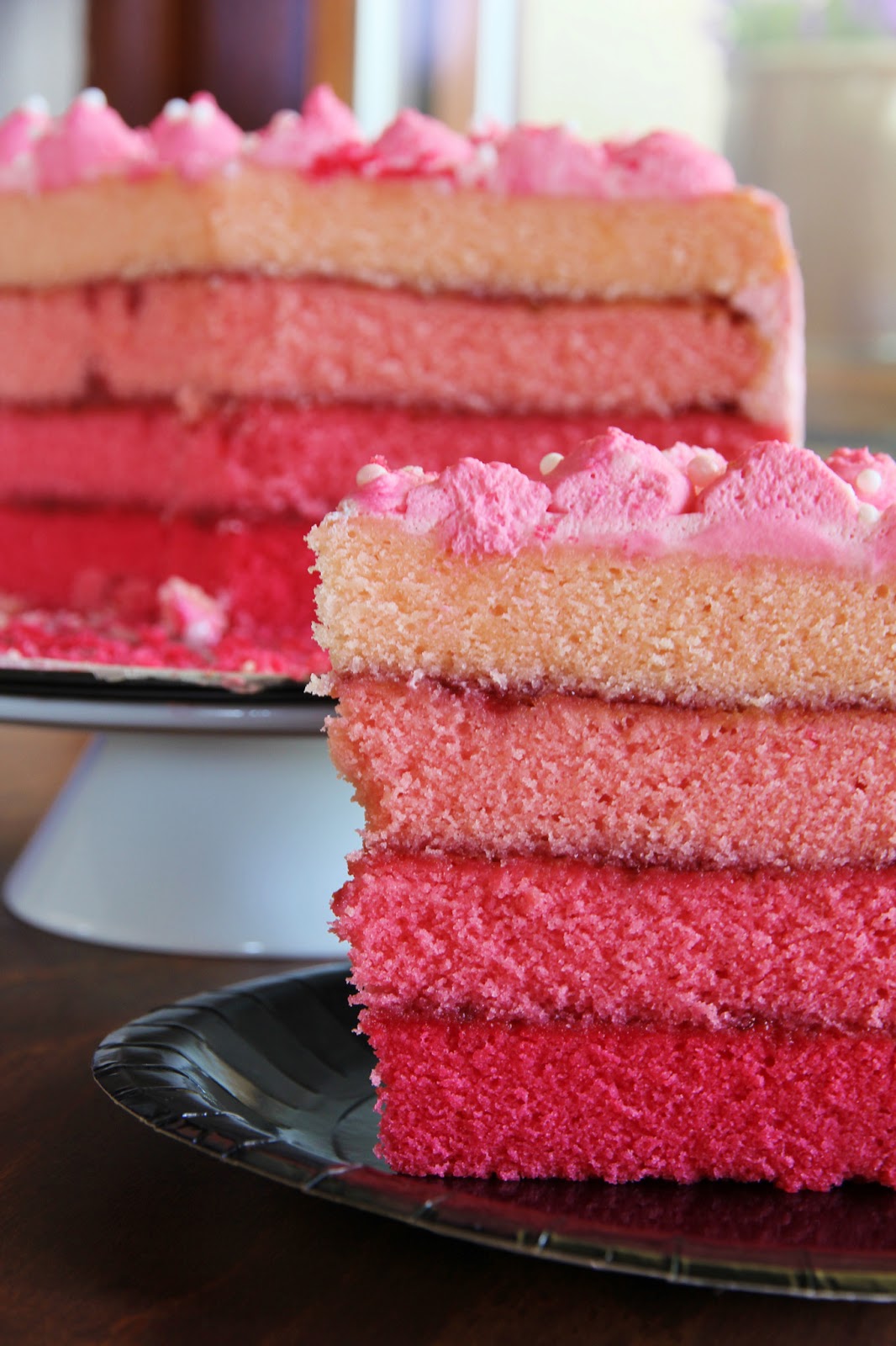 Maja's little bakery: Pink Ombre Torte