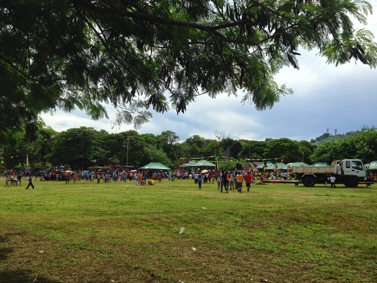 FALSE BLUFF NICARAGUA: Crab Soup Festival