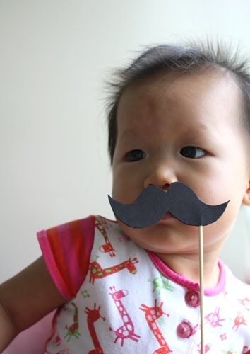 little papercuts: diy paper moustaches