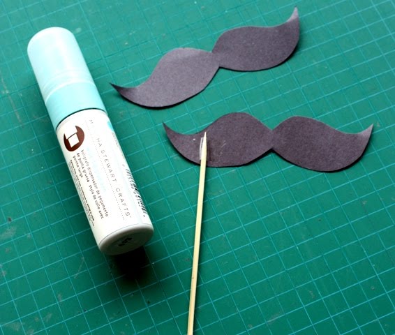 little papercuts: diy paper moustaches