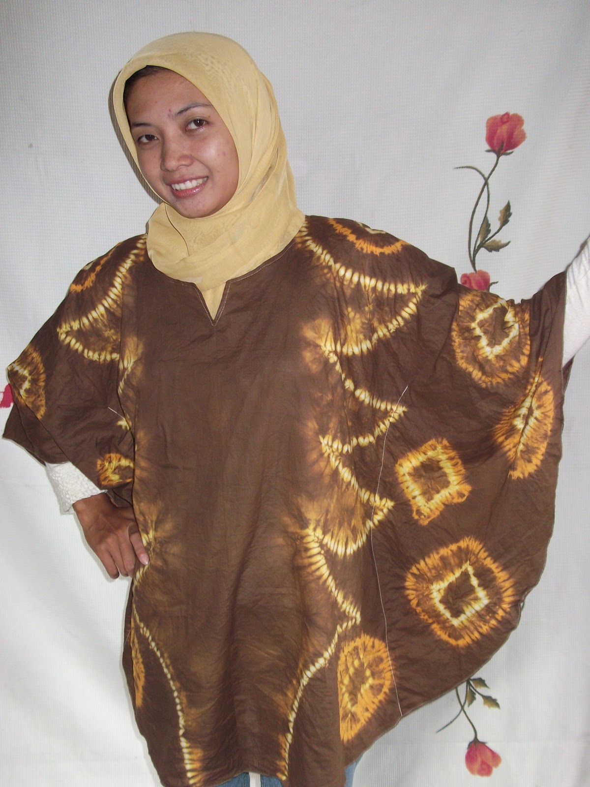 25+ Gaun Batik Etnik, Trend Model!