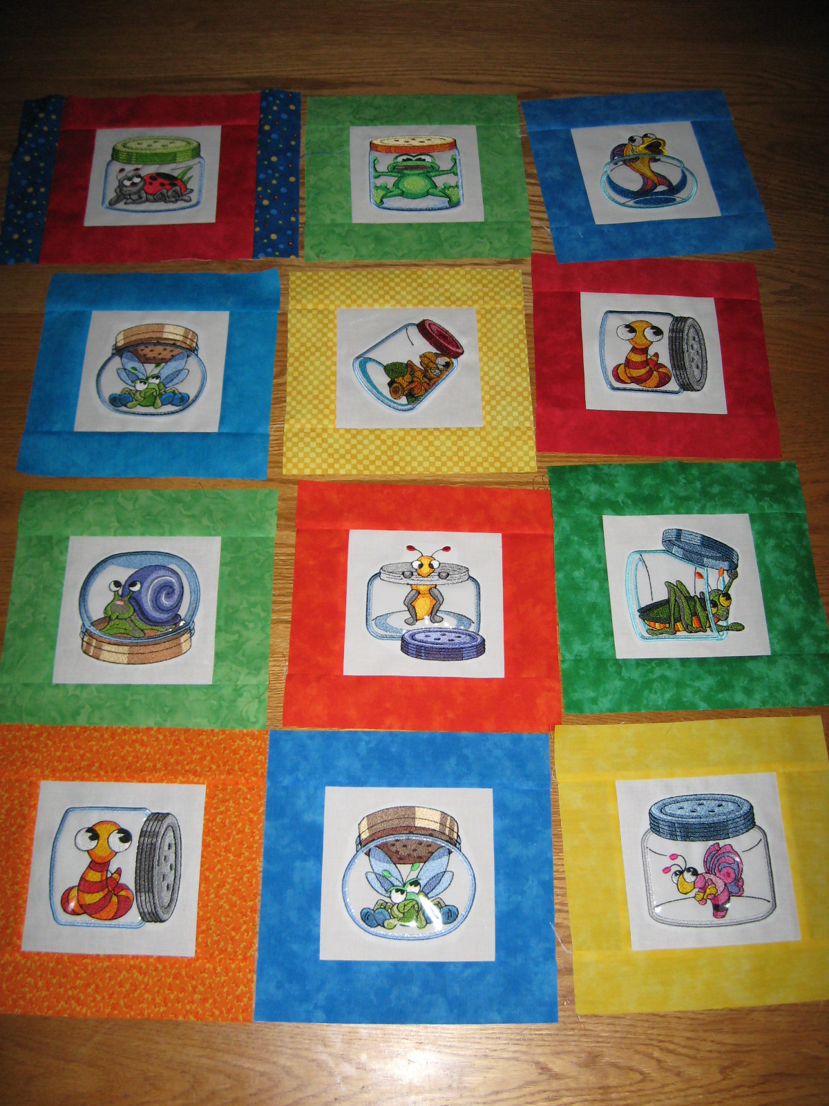 Simply Sewn by Yvonne: Hayden's Bug Jar Quilt