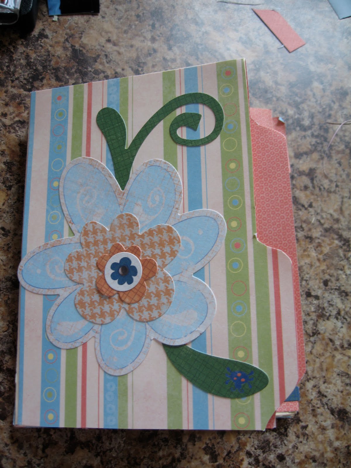 Scrap, Paper, Scissors Academy: File Folder Mini Album