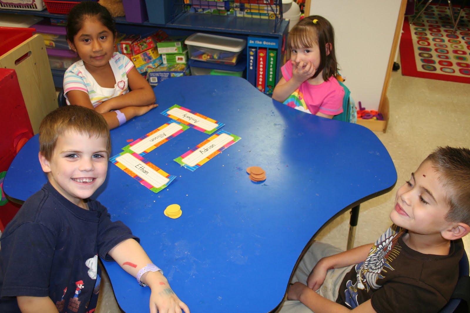 Mrs. Lee's Kindergarten: Rainbow Day!