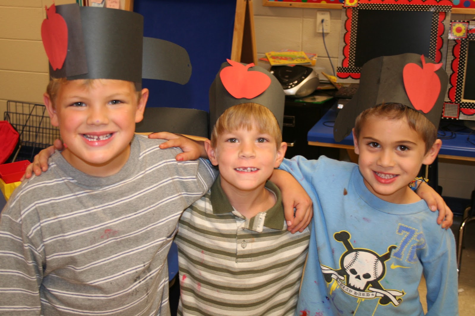 Mrs. Lee's Kindergarten: Apples, Apples, Apples