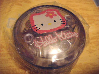 Recycleland: Hello Kitty Yoyo