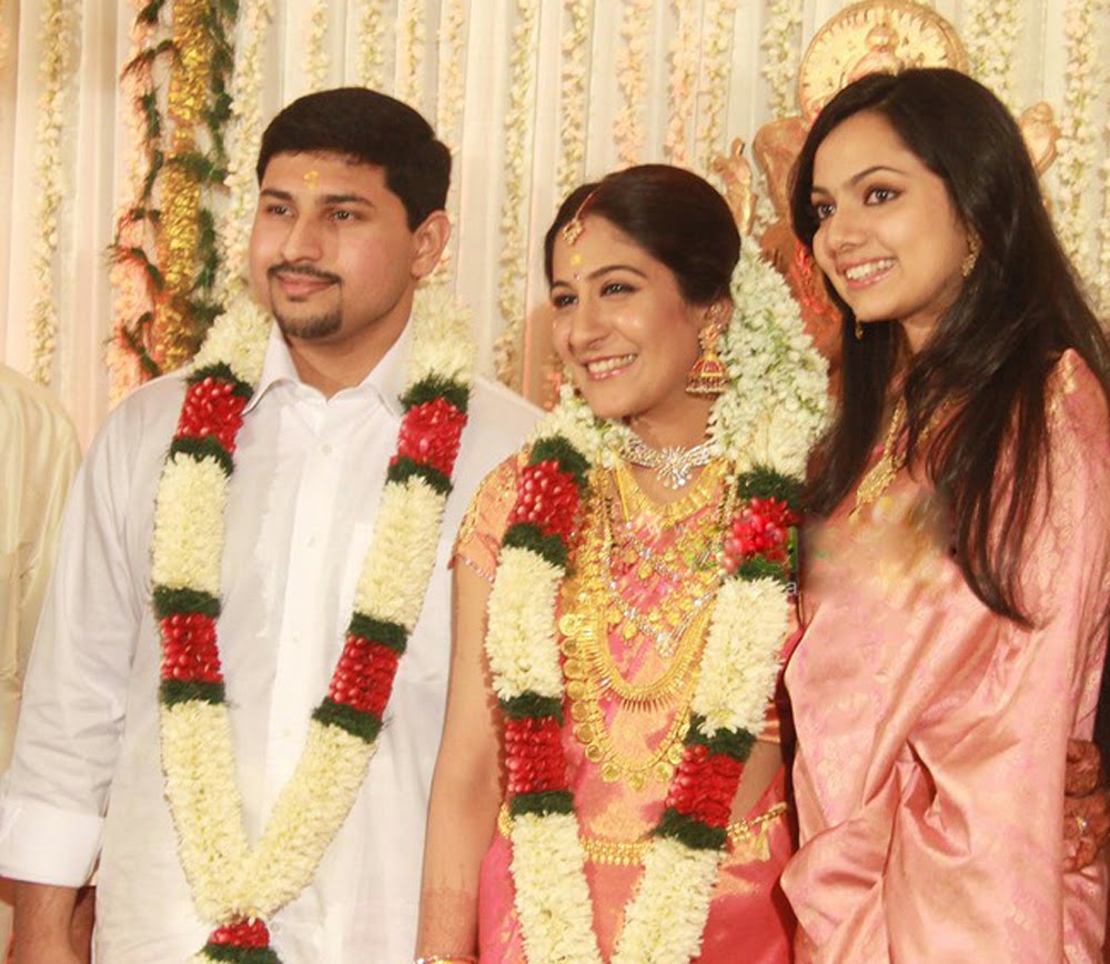 www.starsofmovie.blogspot.in: Playback singer swetha mohan wedding pictures