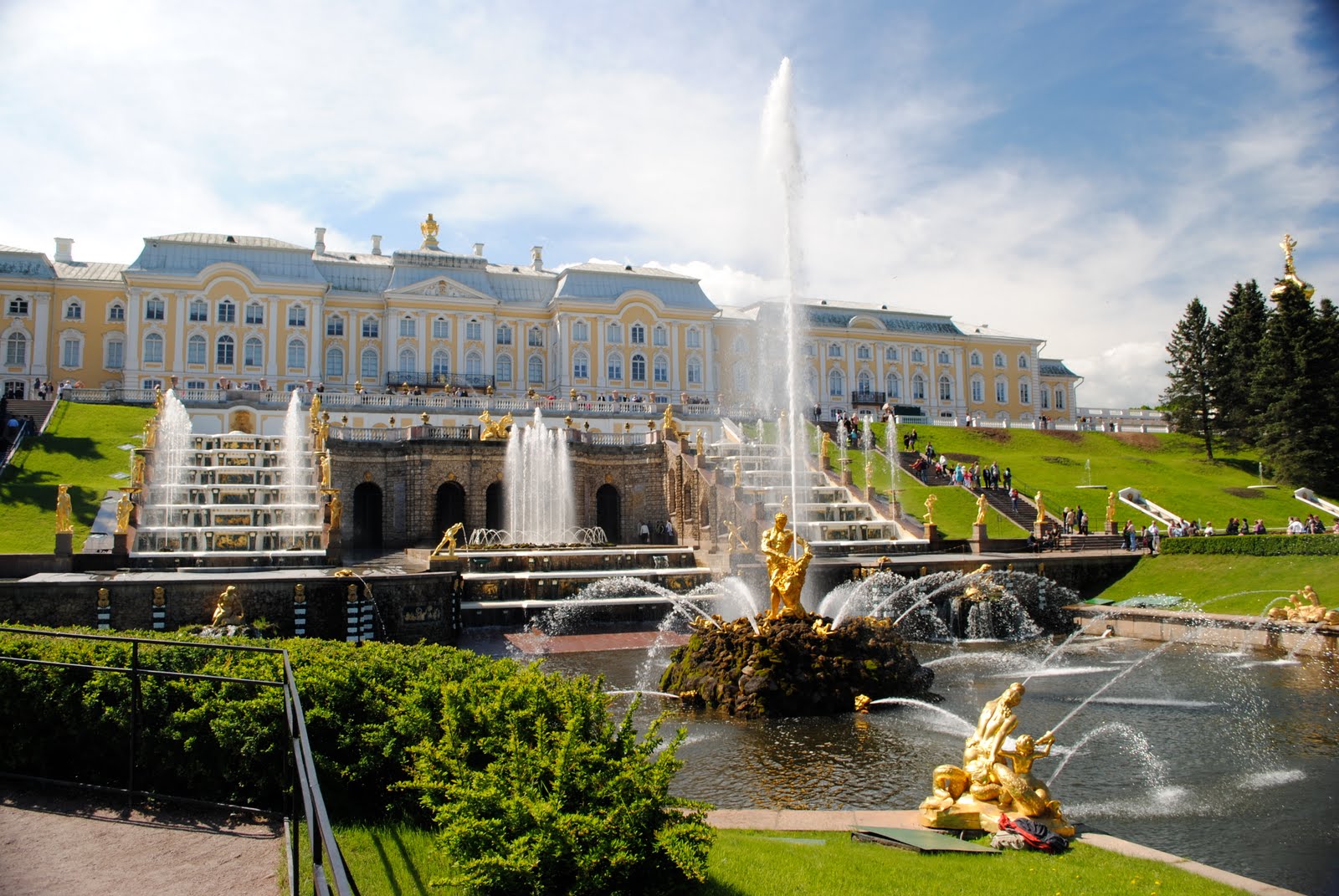 A Tale of Two Cities: Russian Palaces