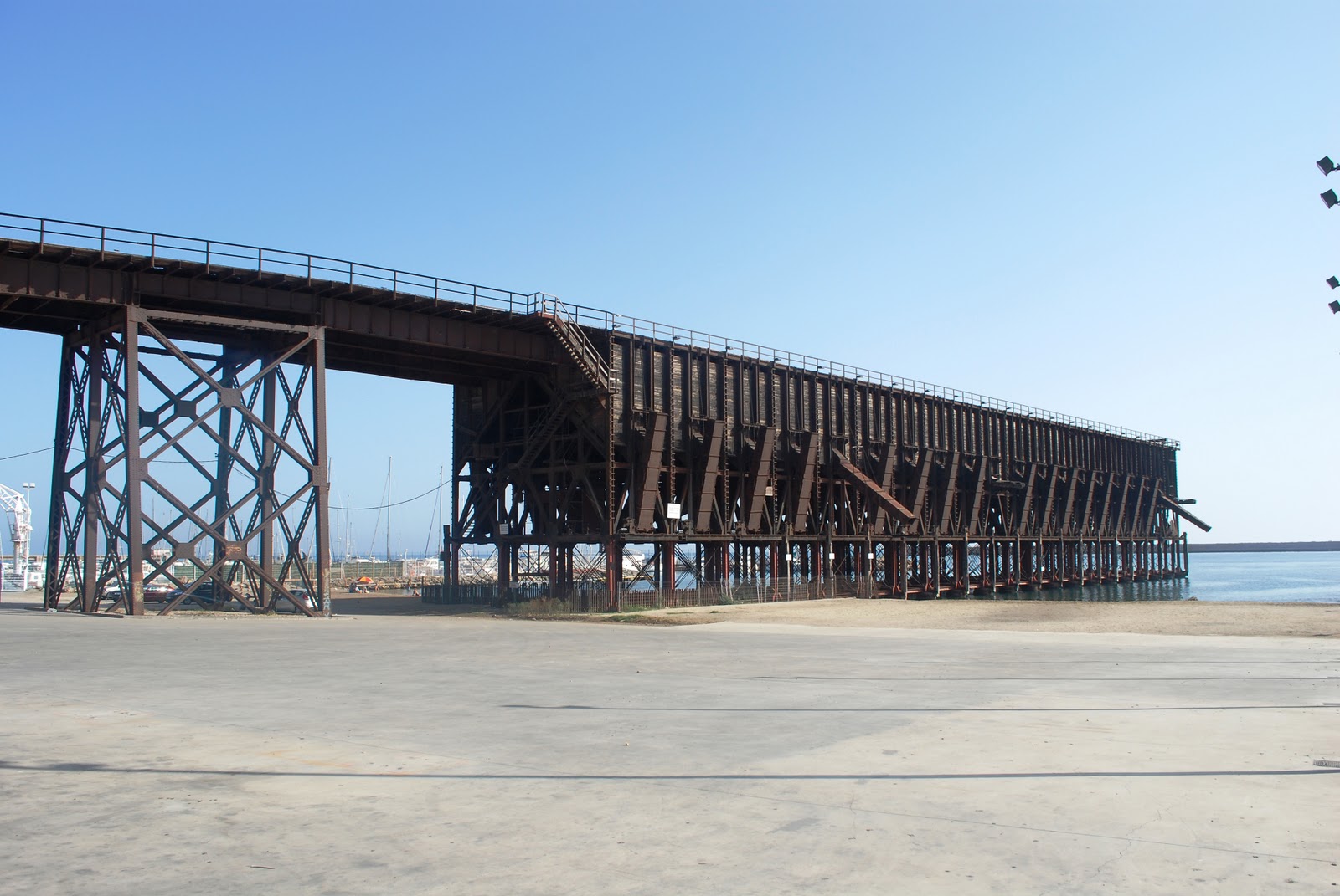 Almeria Turistica.: Construcciòn del Cable Ingles.-Almeria.
