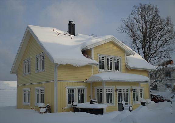 Vallbohaga: ...fasad färg!!????!!