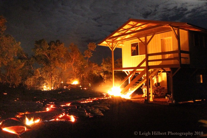 HAWAIIAN LAVA DAILY: ~ A month in pictures of a lava flow