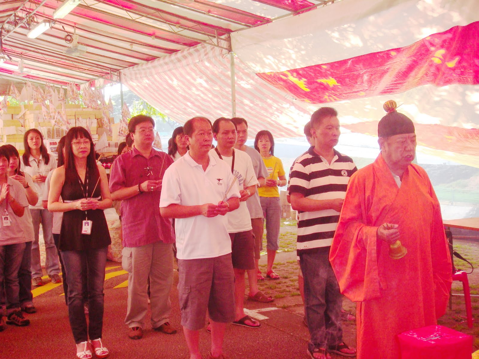 Seventh Month Prayer 庆祝中元: 2010 7th Month Prayers - Paying Respect To ...