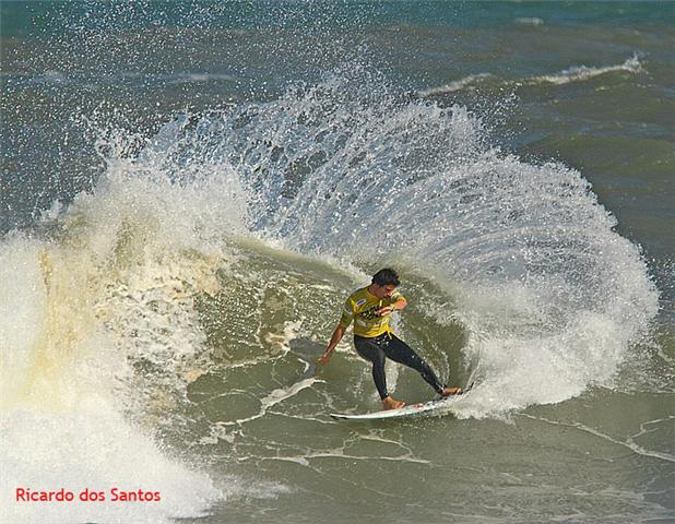 blog do MarcosKito: Surfista da Guarda do Embaú, Ricardo dos Santos ...