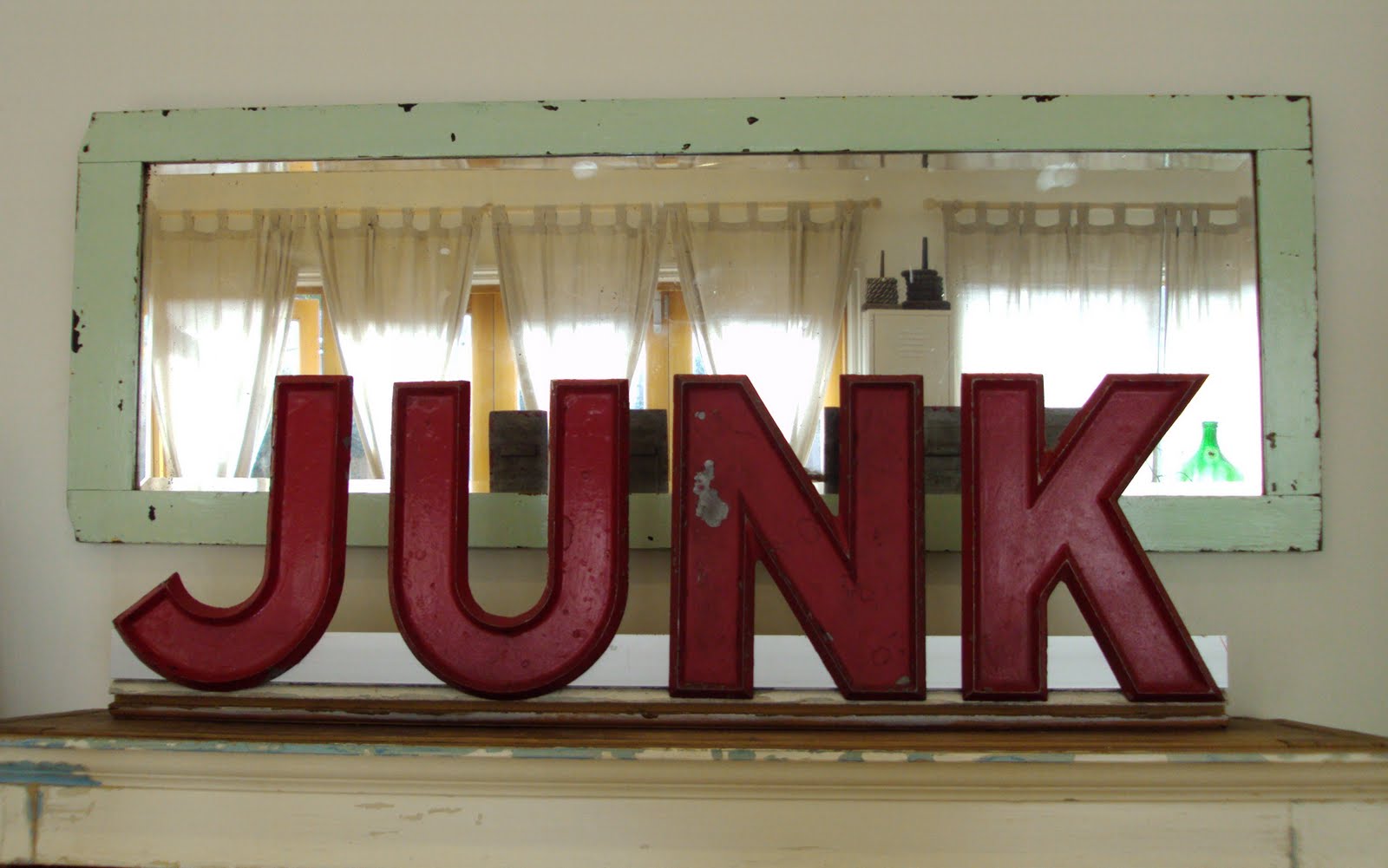 Shabby Vintage Junk: The Shabby Vintage Junk House - Living Area Part 2