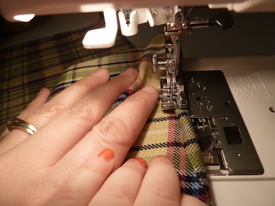 ocd: obsessive crafting disorder: Oh yah! I made some ruffled scarves!