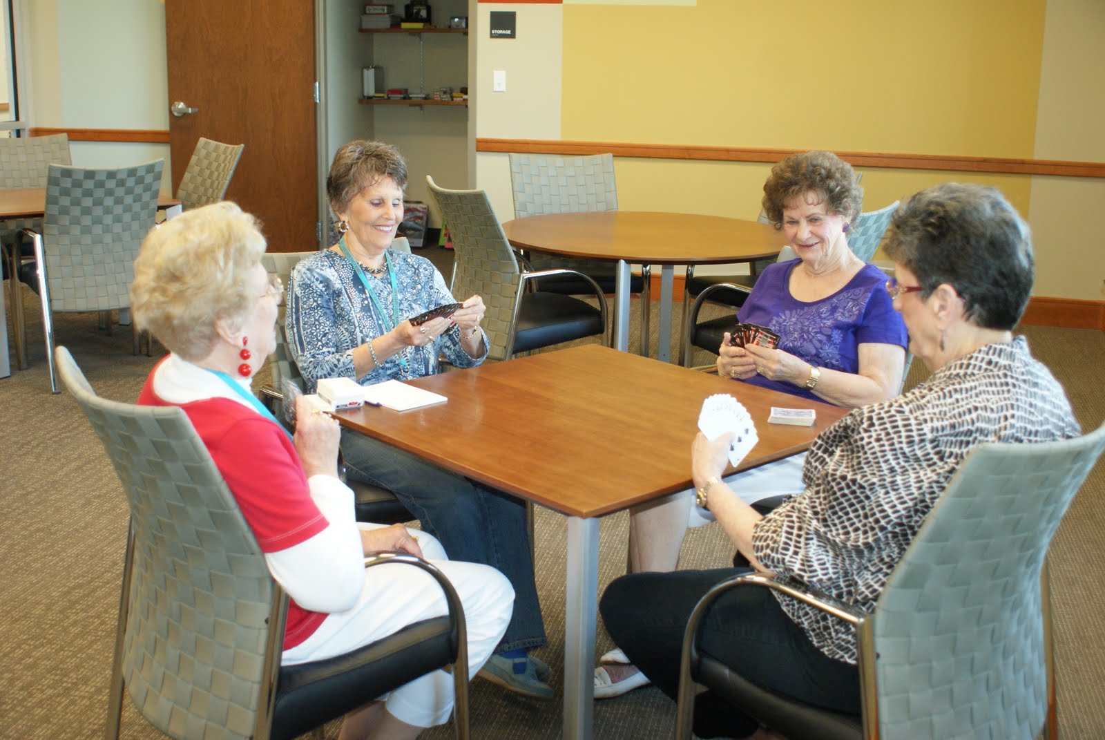 Randy Foster's Hurst Senior Blog: Ladies Playing BRIDGE Seniors of Hurst TX