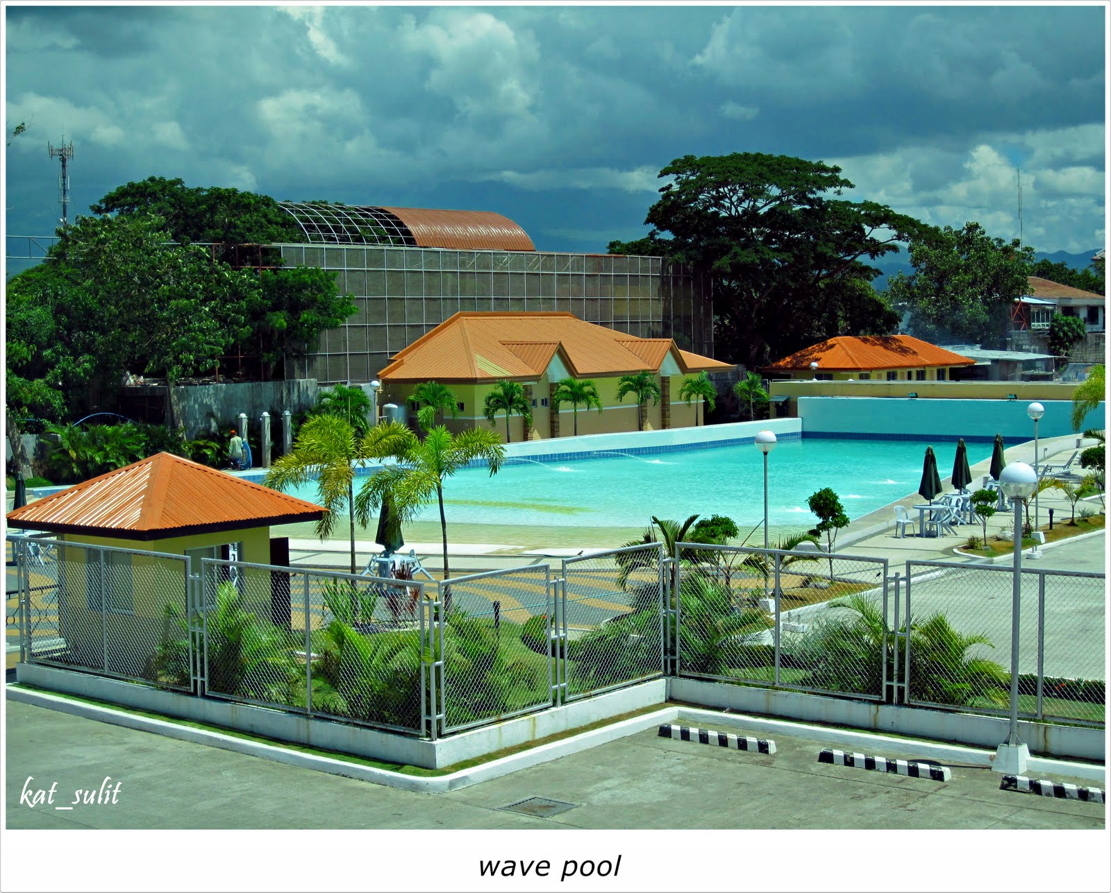 Kat's Musings: Photo Op: The Sulo Riviera Hotel in Lucena City, Quezon