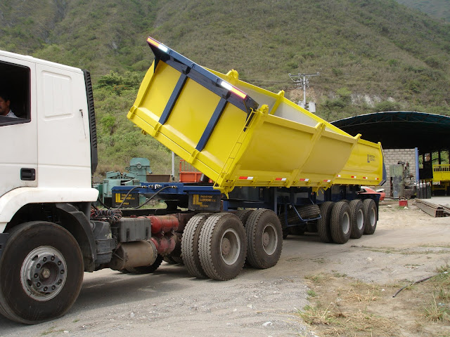 Industrias Luberowi: Volquetas