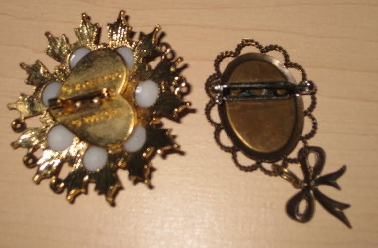 Simple DIY: Necklace Pendants Turned Brooches - Solo Lisa