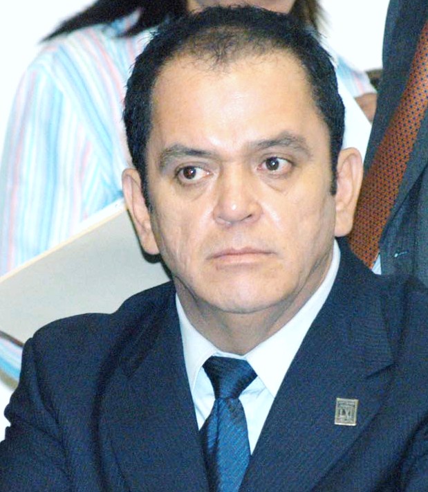 .: COLECCION PRIVADA ALDIA: Enlazará diputado Enrique Torres a líderes ...