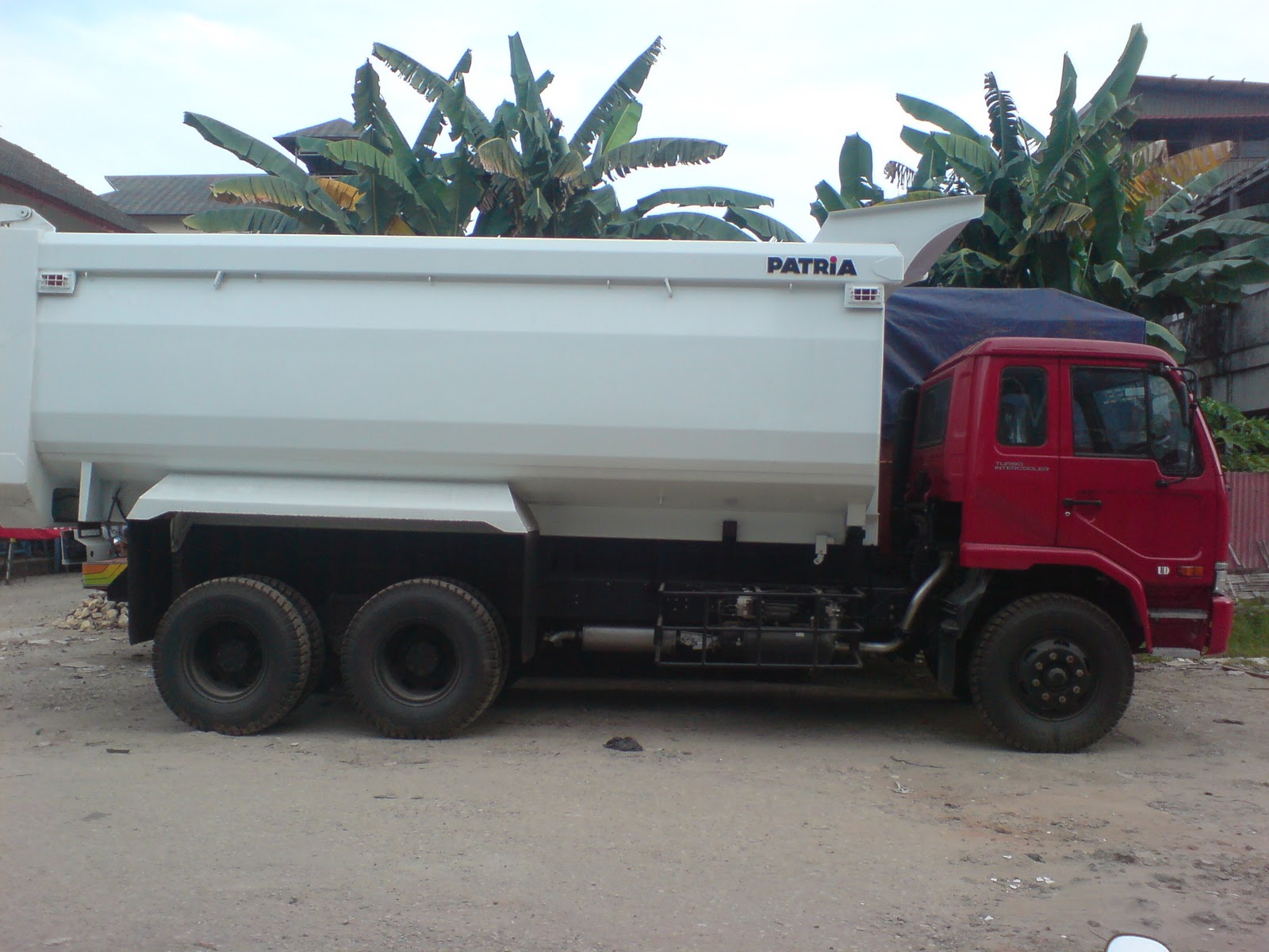 DUMP TRUK untuk TAMBANG: contoh jenis truk