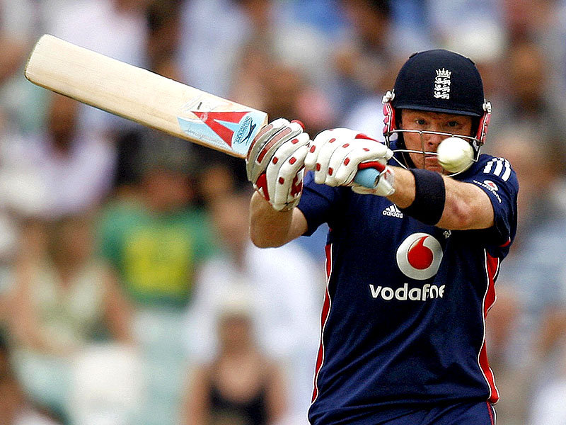 Just Wallpaper Inside: Cricketer Ian Bell Wallpapers