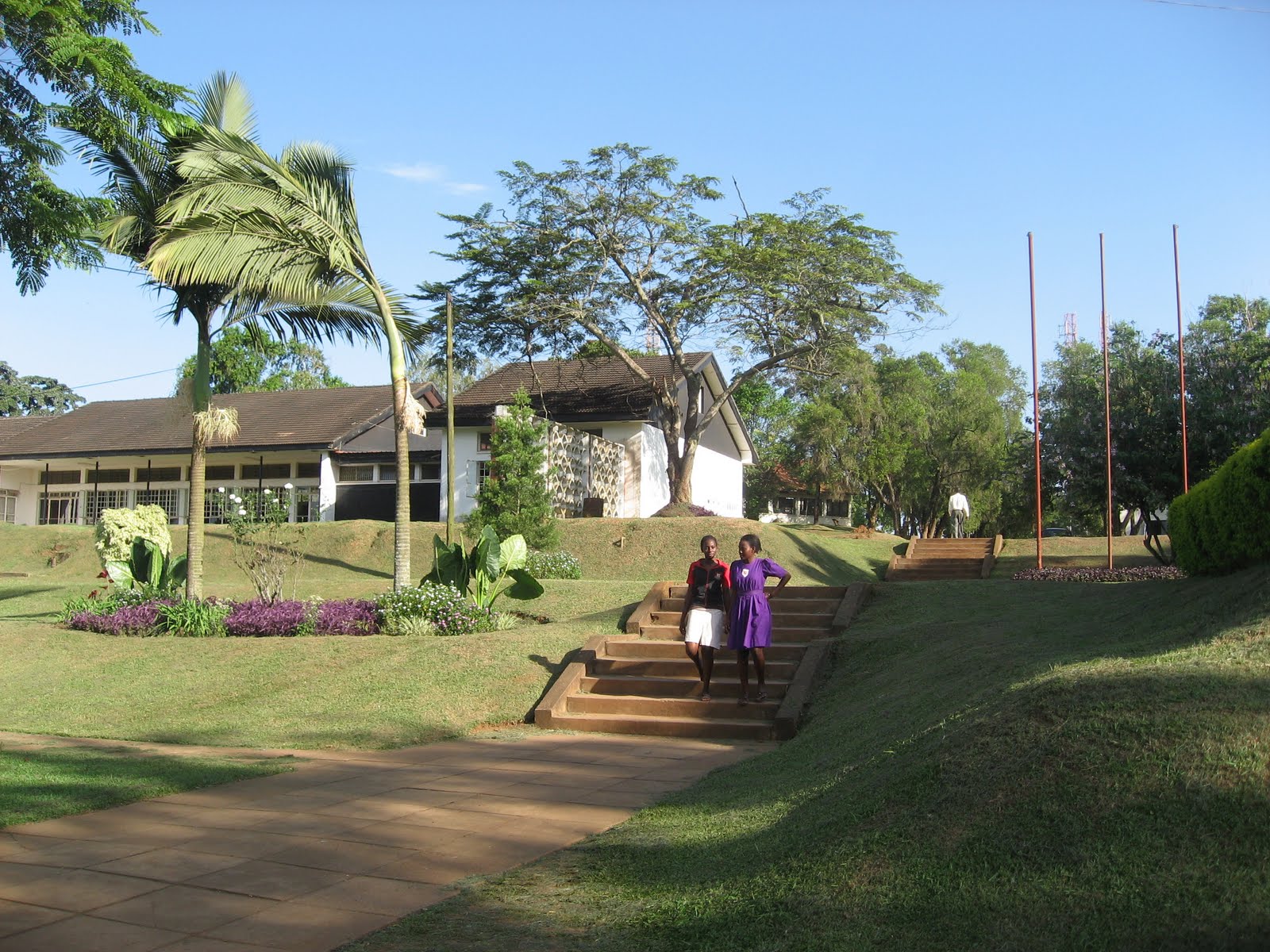 FRIENDSHIP Telemark Uganda: Gayaza High School