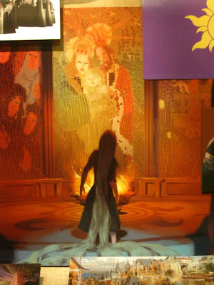 ONCE UPON A BLOG: New "Tangled" Teaser Poster from Disney + Some ...