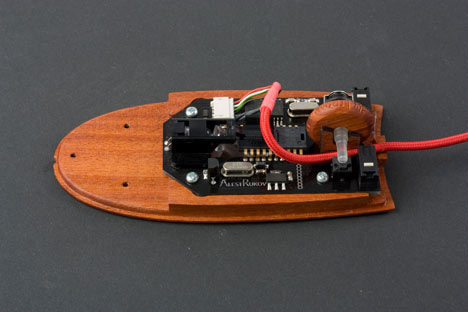 News of Technology: AlestRukov's - Wooden Computer Mouse has Debatable ...