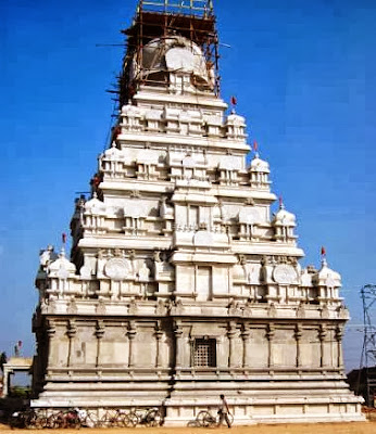 Raman's: A Mani Mandapa Temple at Orikkai
