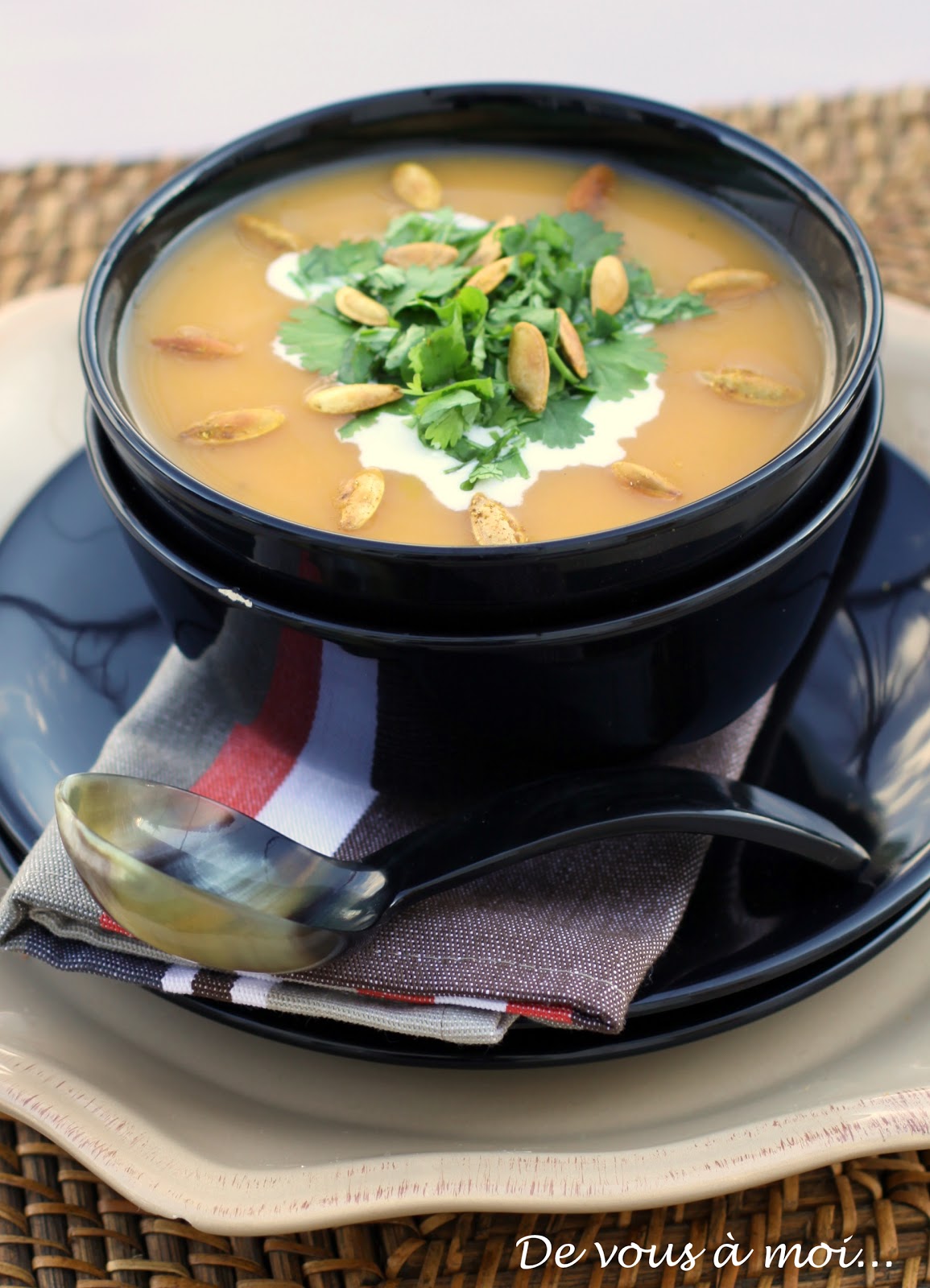 De vous à moi...: VELOUTE DE GIRAUMON AUX ÉPICES DOUCES