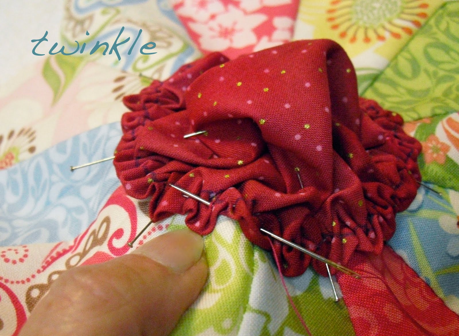 TWINKLE PATCHWORK: Tutorial ruchflower