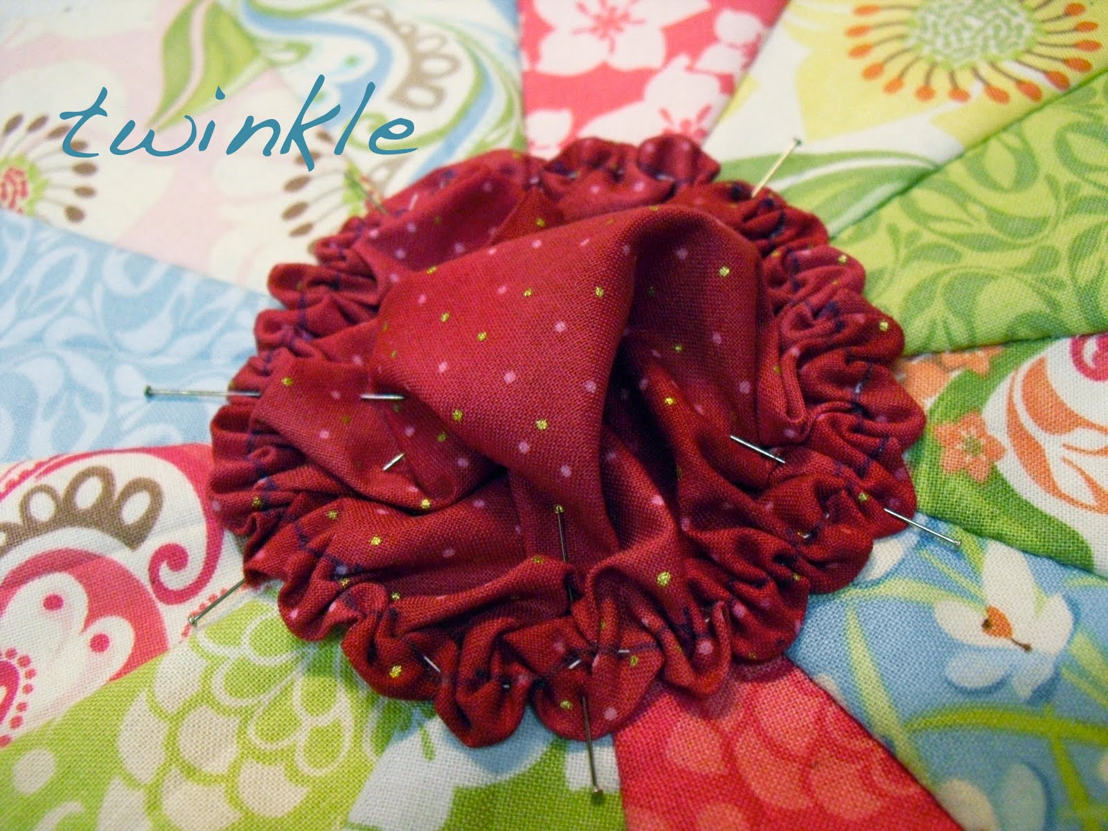 TWINKLE PATCHWORK: Tutorial ruchflower