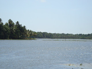 pavumba പാവുമ്പ: Pavumba Image Gallery