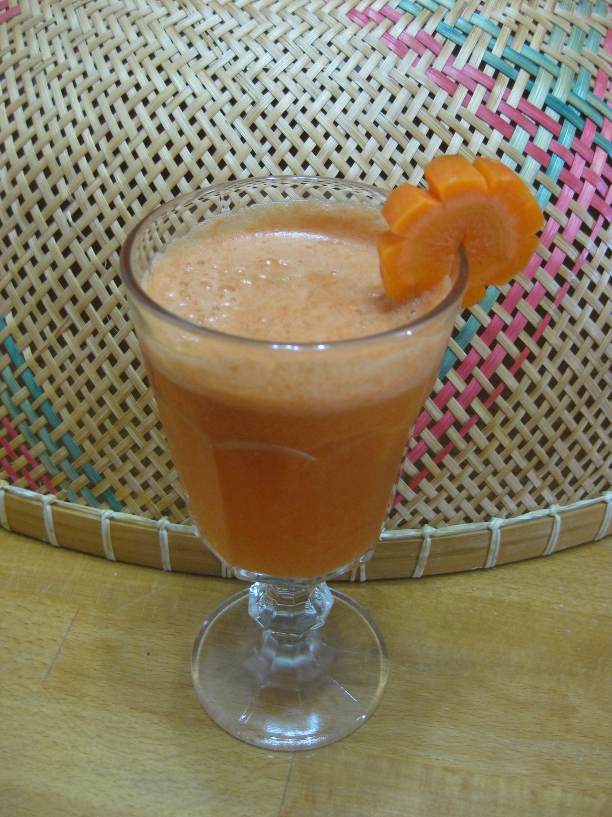 RESEPI NENNIE KHUZAIFAH: Jus apple & Carrot