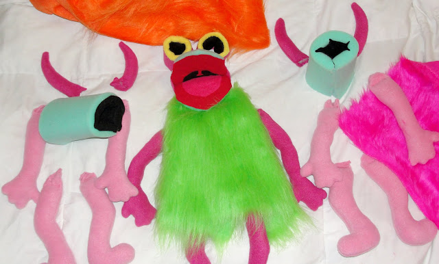 Little Lovables: Mahna Mahna and the Snowths