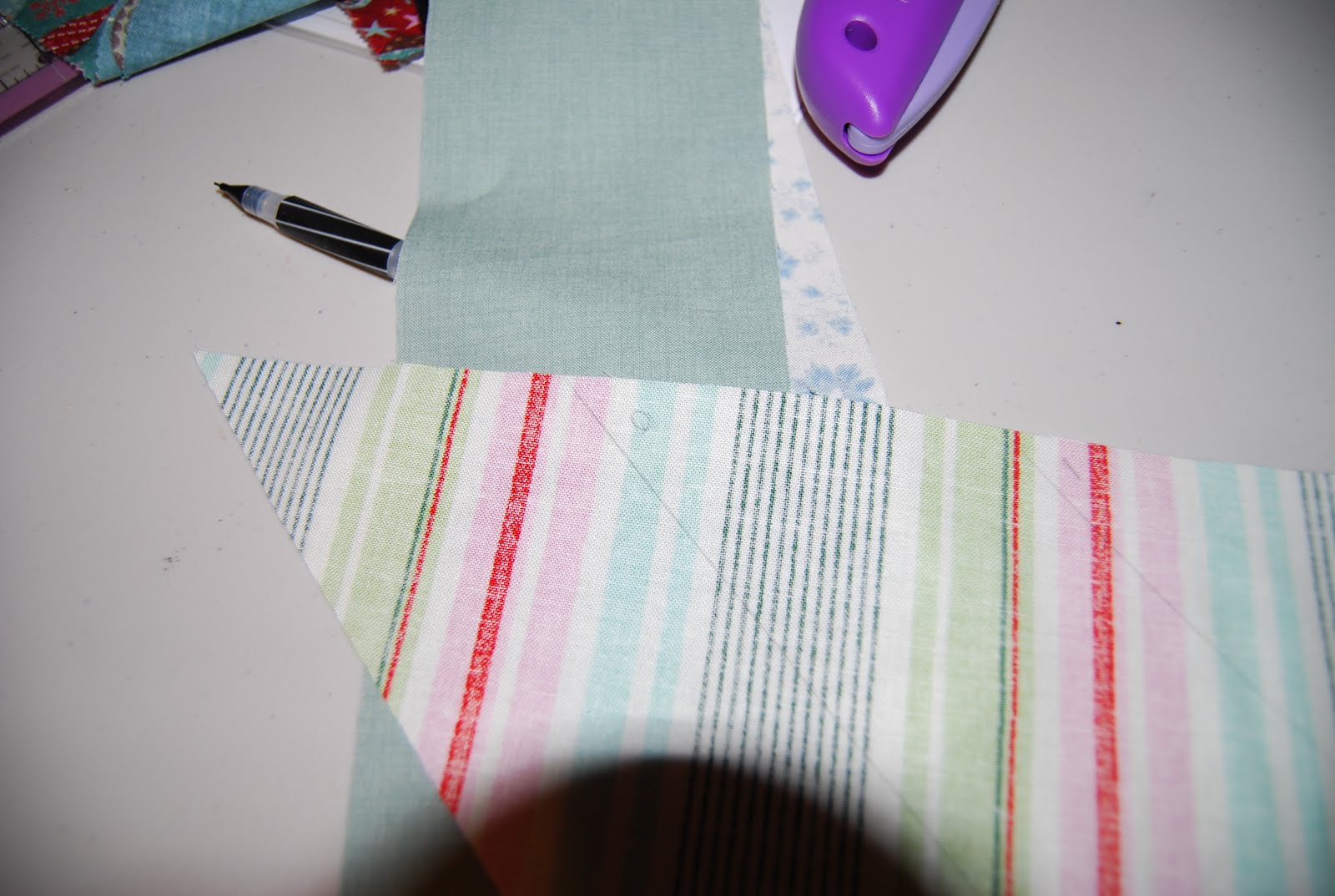 traceyjay quilts: Continuous bias binding tutorial